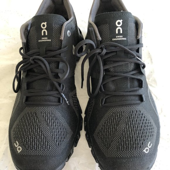 On Running | Shoes | New Without Box On Cloud Swiss Engineering Cloud X ...